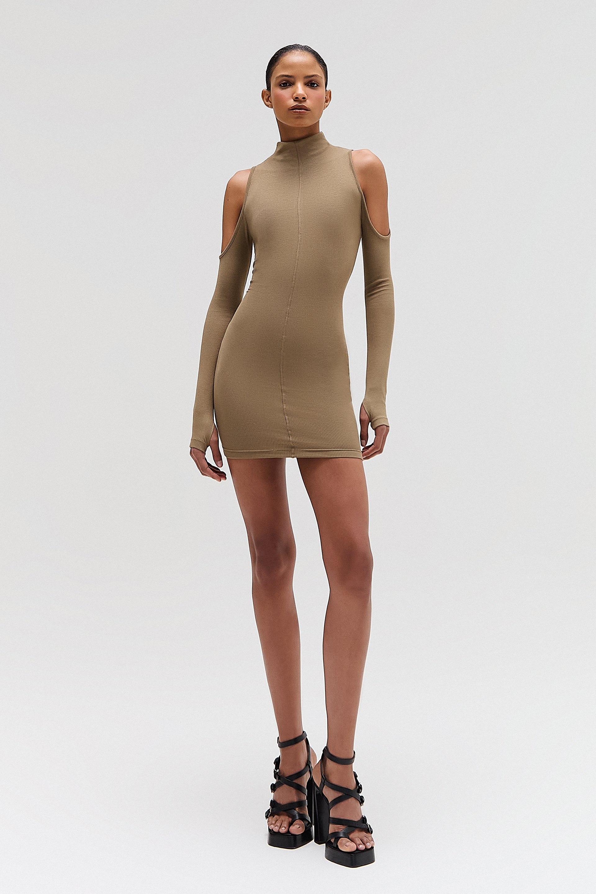 VESTIDO CURTO GOLA ALTA ABERTURA OMBRO MALHA VERDE OLIVA – TIG STORE
